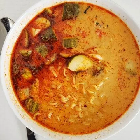 Cheesy Pickle Ramen: A Unique and Flavorful Twist - Jam Hands